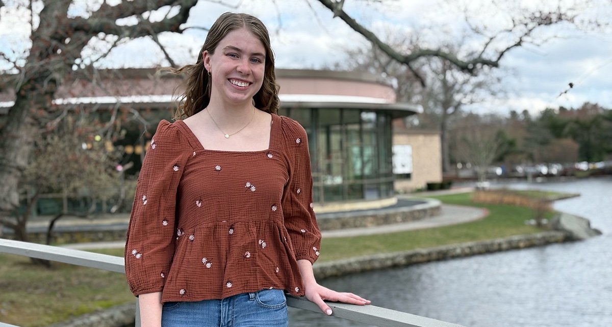 Through the Student Lens – Caris Mann '25 - Blog - Wheaton College ...